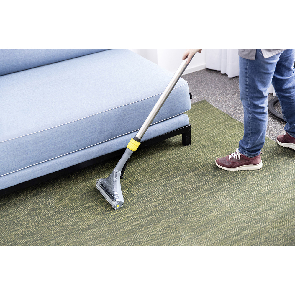 Karcher Puzzi 30/4 Extraction Cleaner - Large Carpet Extractors ...
