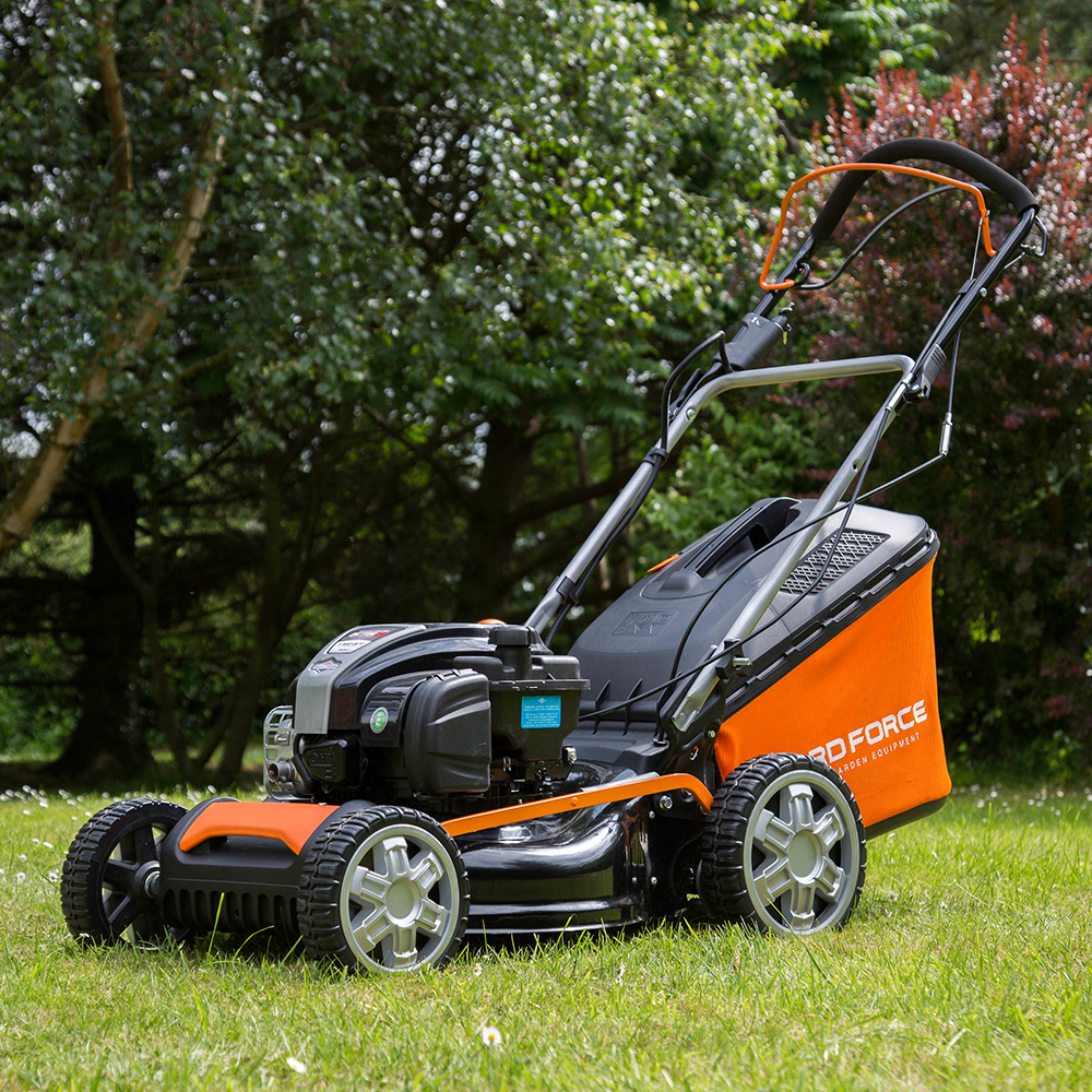 Yard Force GM B46CK 46cm B&S Petrol Lawn Mower (Self Propelled) - Lawn ...